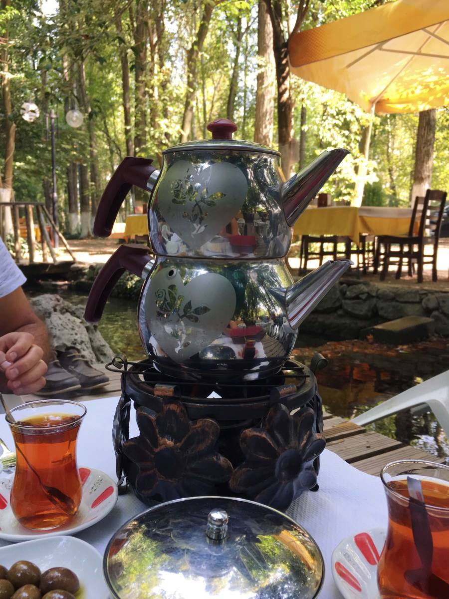 30 DAYS, 30 DISHES – DAY 22: Çay (Turkish Tea)